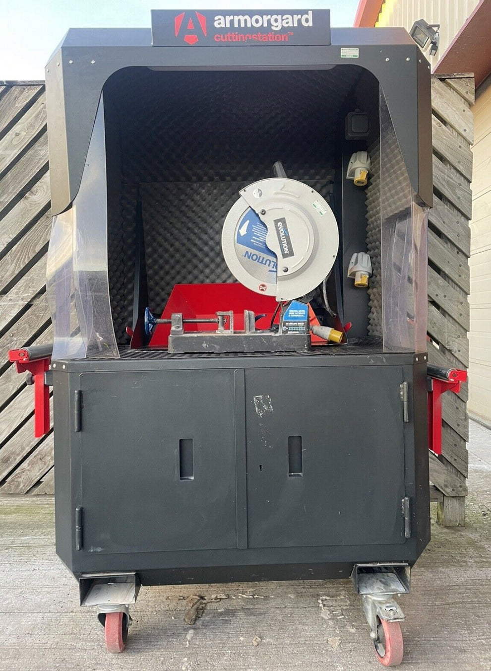 Armorgard Cutting Station SS7. With Chop Saw – Northern Machinery